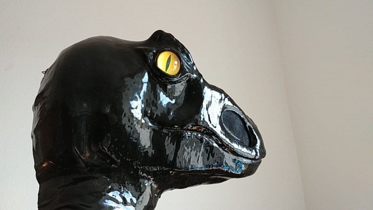 Raptor Mask – Rubber Claw